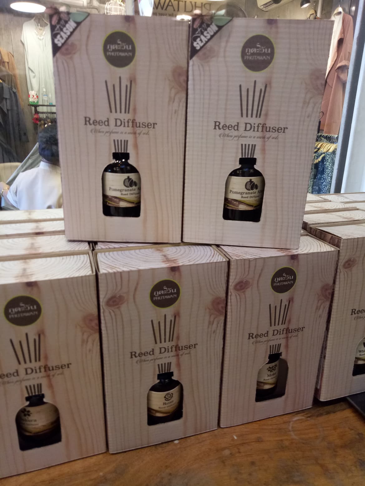 Tinh dầu thơm Phutawan Aroma Reed Diffuser 50ml - Bách hoá Thái Lan